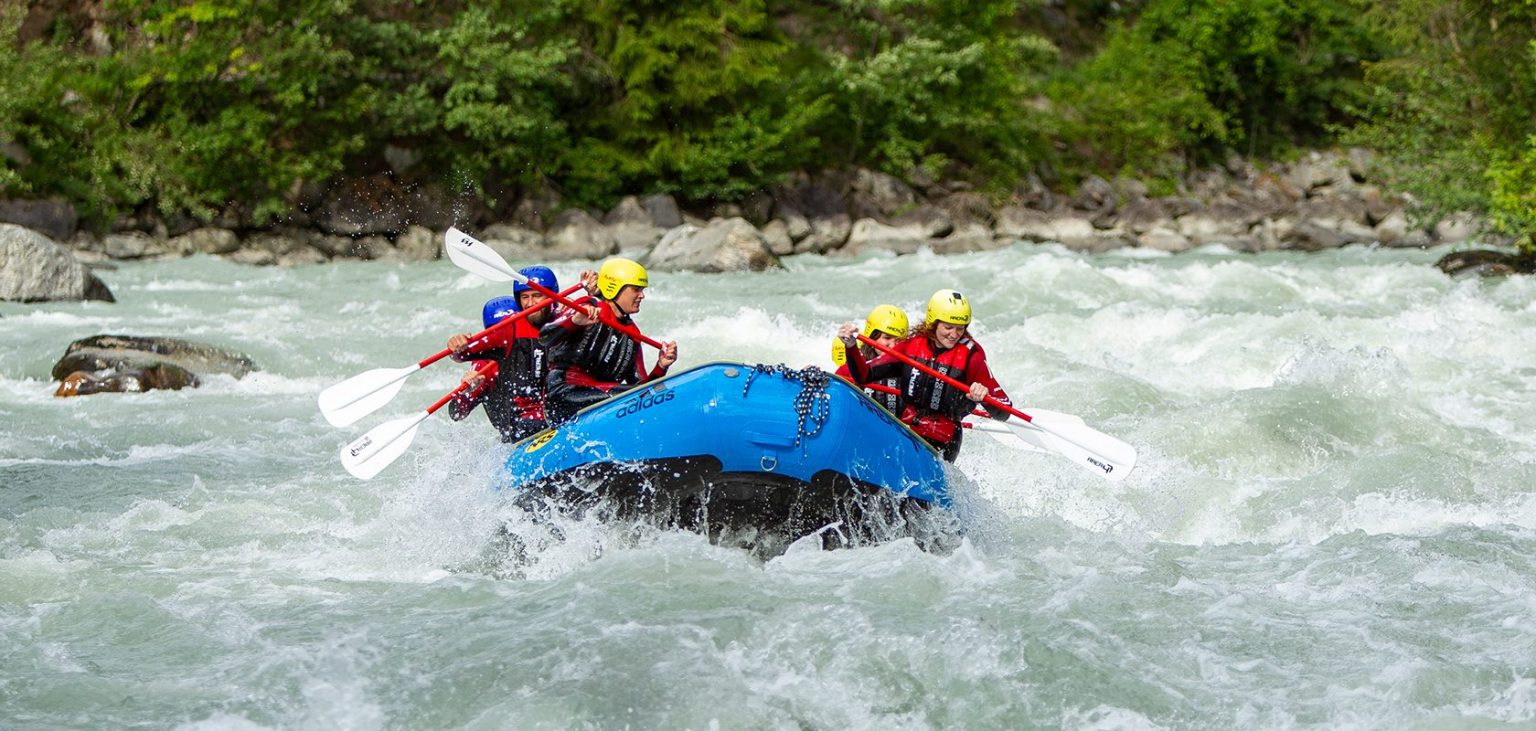 Rafting en el río Pacuare – Turismo